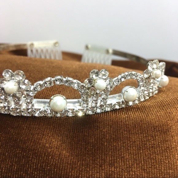 Crystal theme | Accessories | Crystal Clear Tiara Band | Poshmark